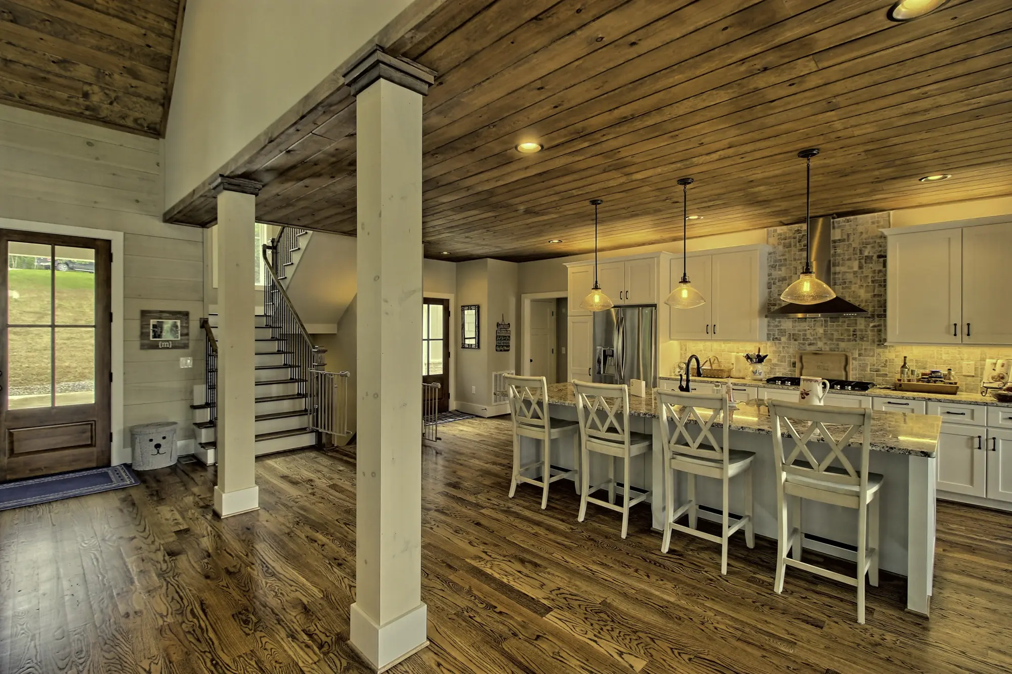 Lori Loop - Timberlake Custom Homes