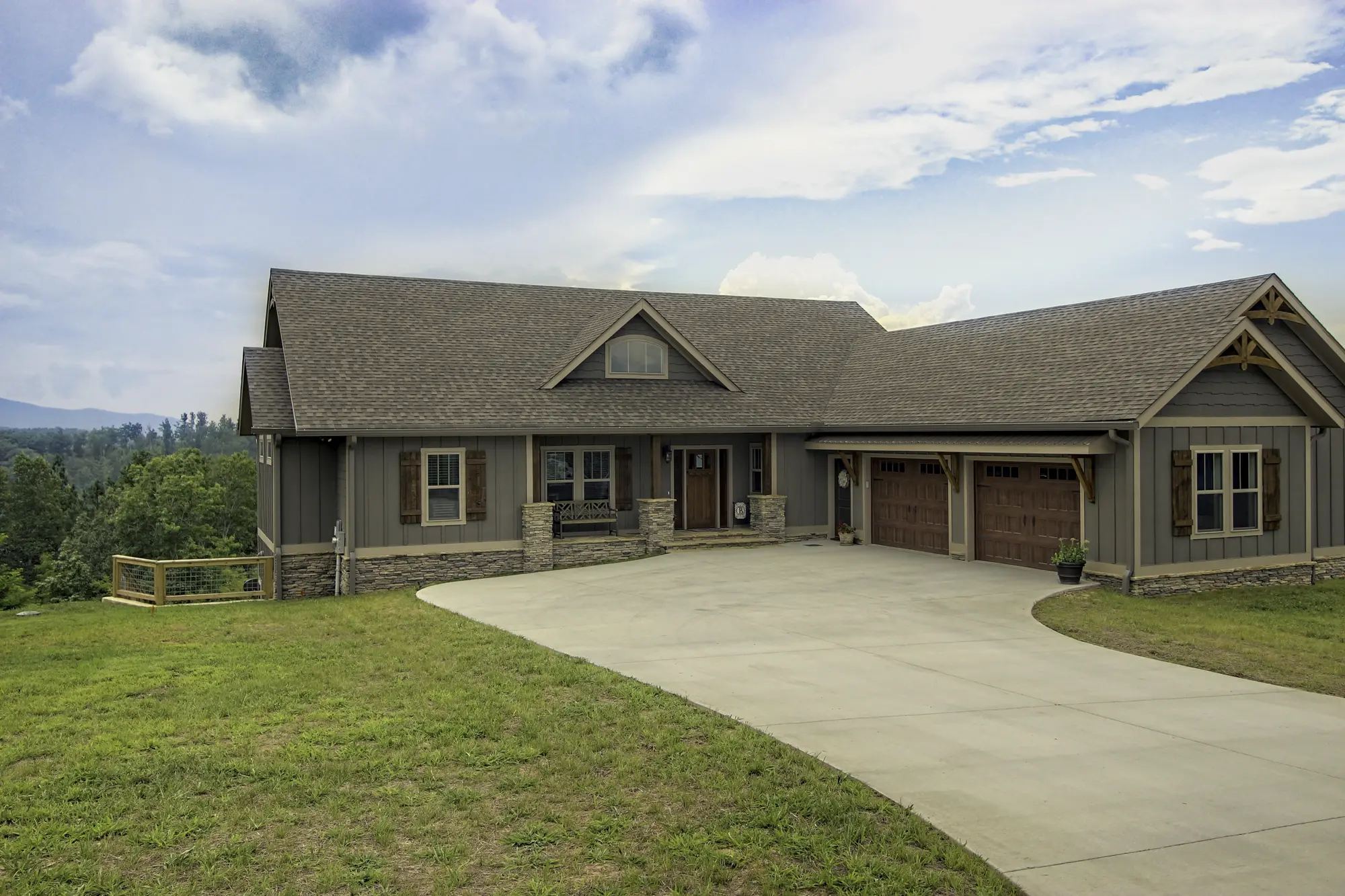 Ridge Pointe - Timberlake Custom Homes