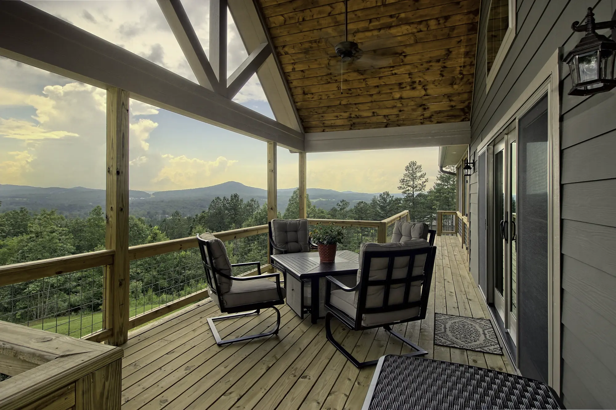 Ridge Pointe - Timberlake Custom Homes